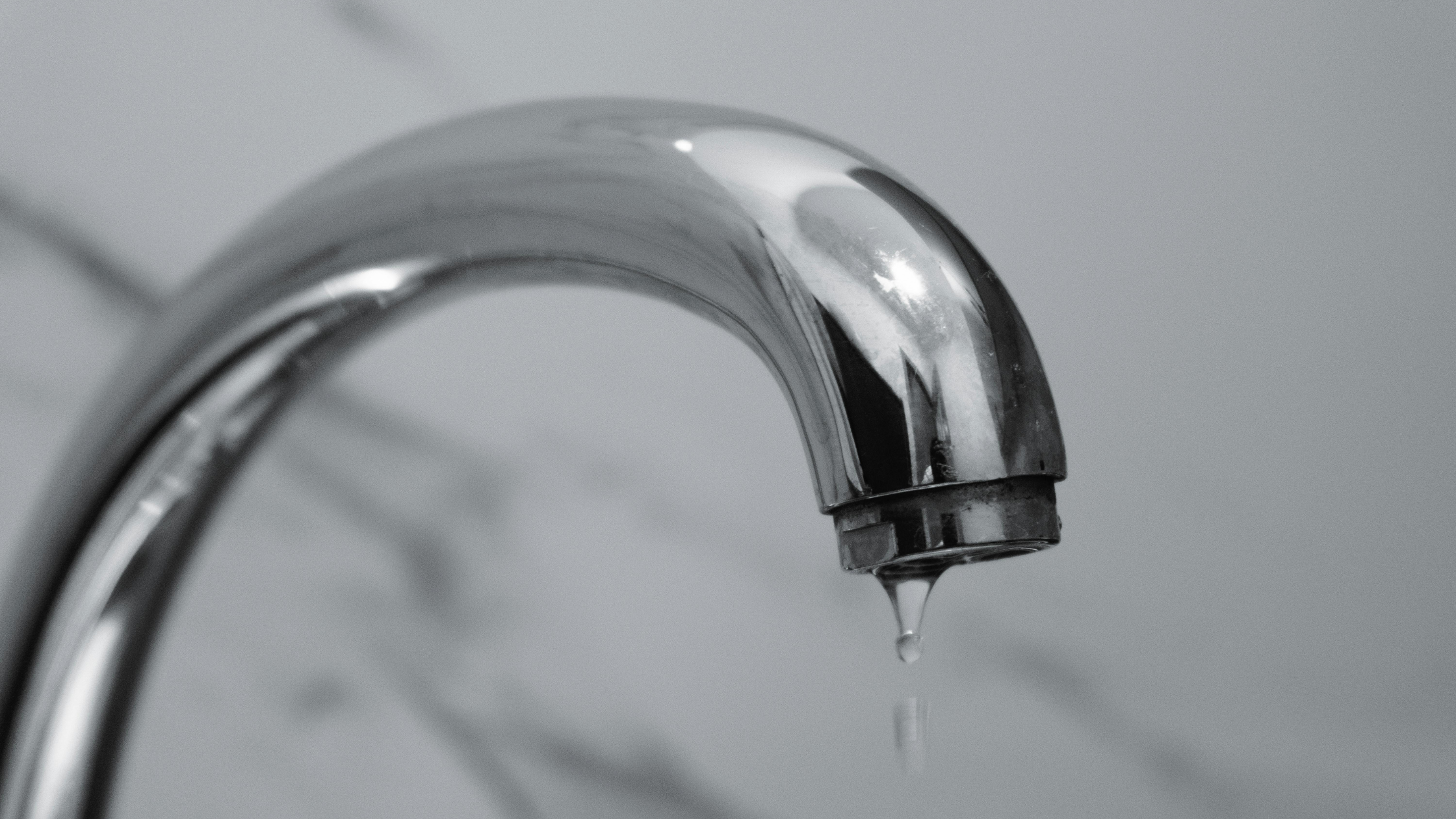 Should You Leave Faucets Dripping in Winter? | Burlington CT Plumbing Tips